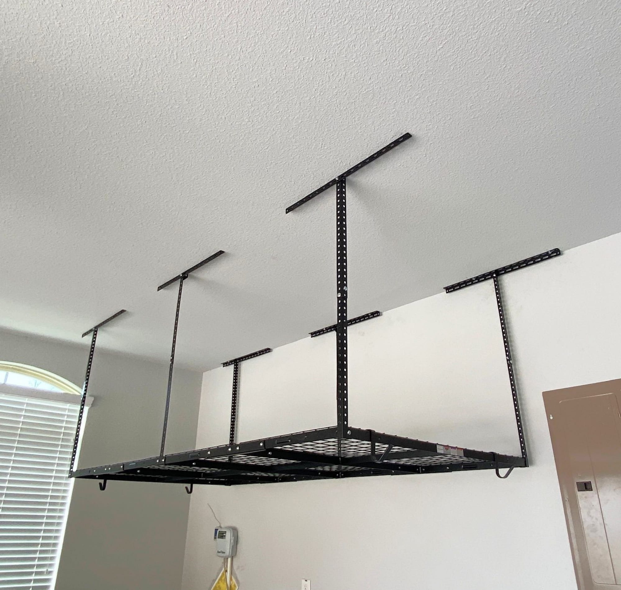 Closet and Shelving System Installation – Assembly and Rooms